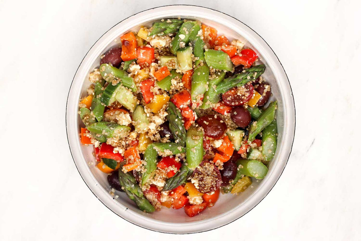 Quinoa Greek Salad – Kiwi Quinoa